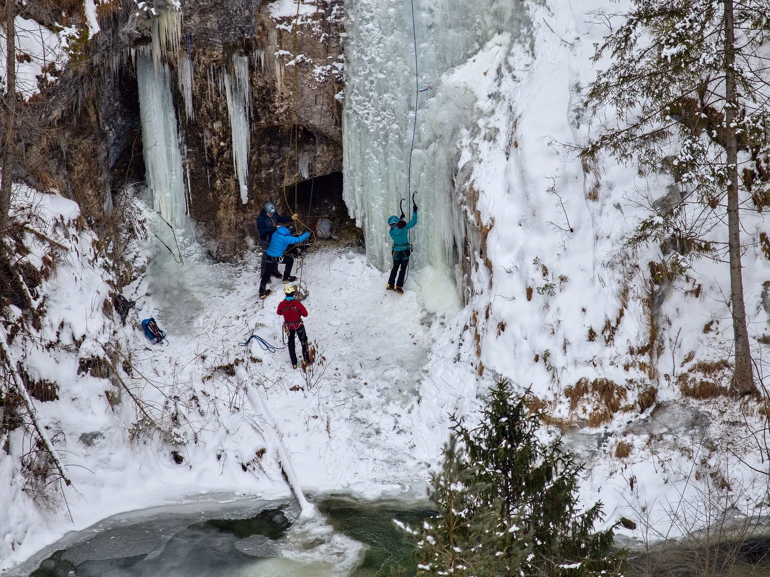 Ľadolezenie v Sl. raji - Flog.sk